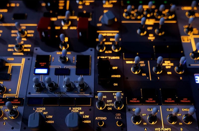 Rowsfire B107 B737 Overhead Panel: Features, Setup & $100 Pre-Sale Dea ...